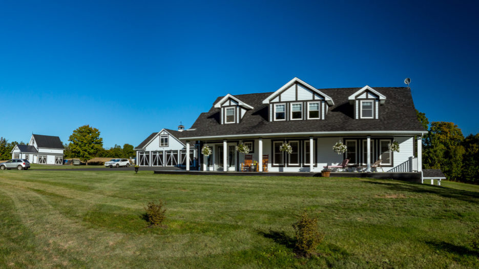 Farm House | Cape Cod Siding